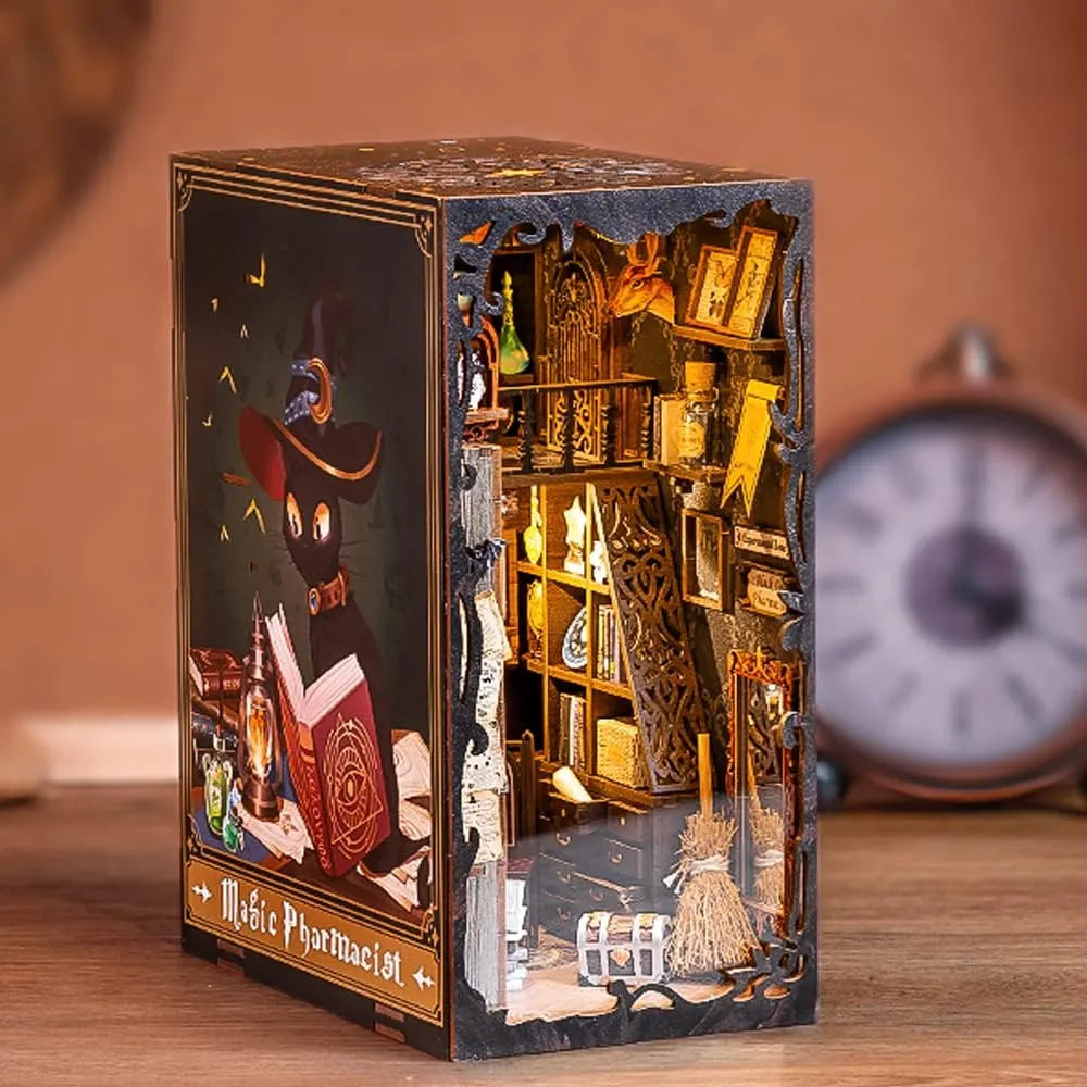 Magic Pharmacist: Wizardry Bookshelf Art Wood LED DIY Book Nook Kit